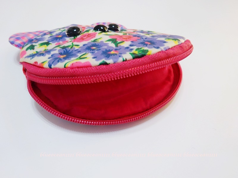 マルチフラワー柄 fafaフェフェ LIZ リール付キー&パスケース コインケース 定期入れ100 120 130 140 150cm スカート パンツ Tシャツ(定期入れ)｜売買された ...