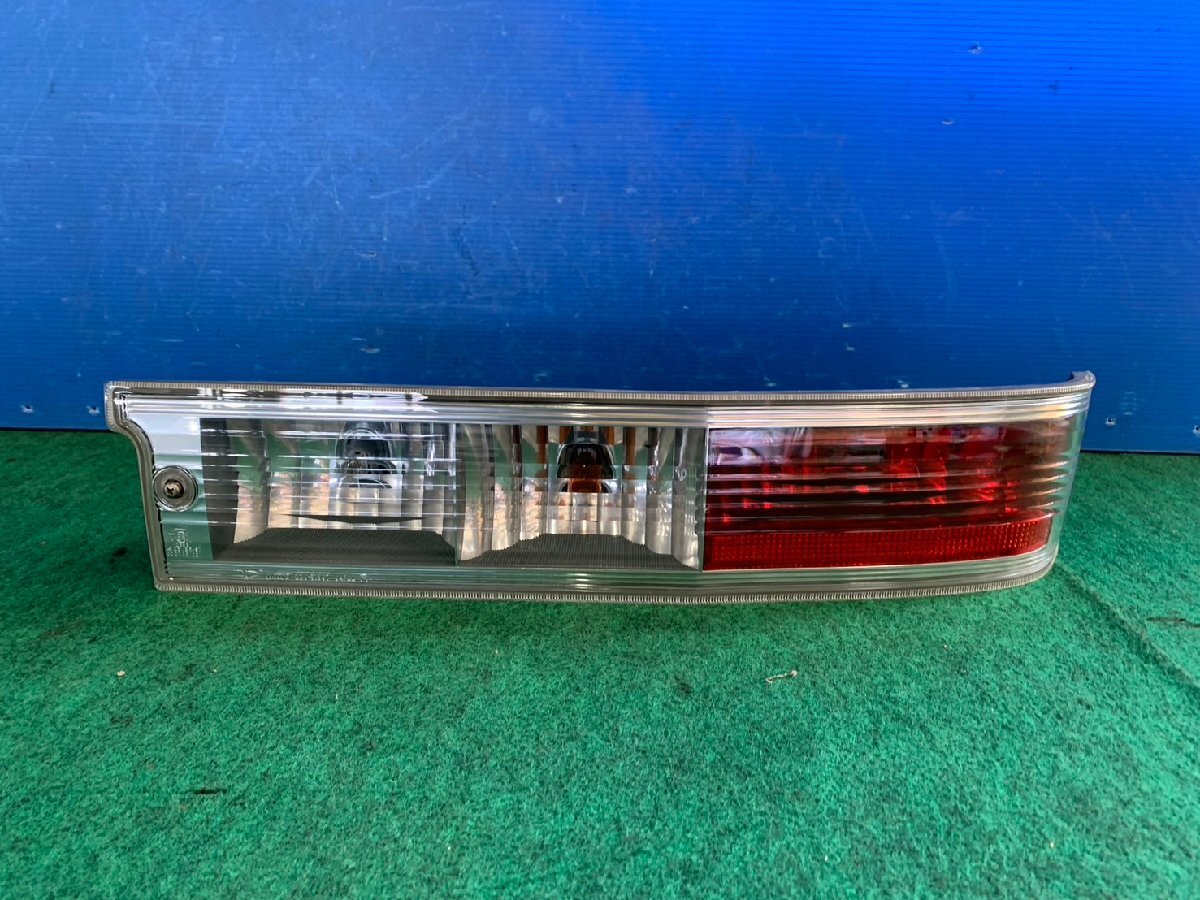 アトレーワゴン S331G 純正右テールランプ 右テールライト KOITO 220-51897 S/7985(テールライト)｜売買された ...
