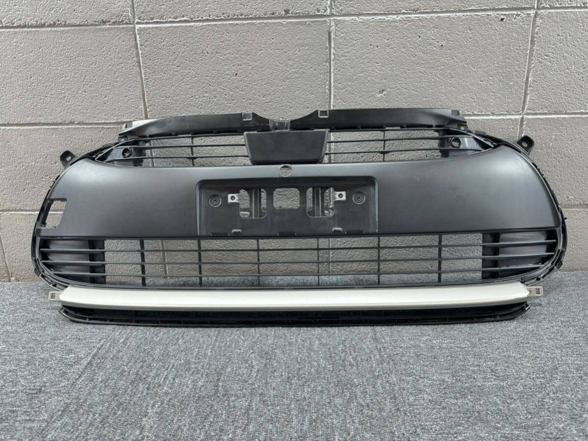 R60401 アクア MXPK10 純正 フロント バンパー グリル 素地 シルバー 53101-52A00 53111-52B60 ソナー ...