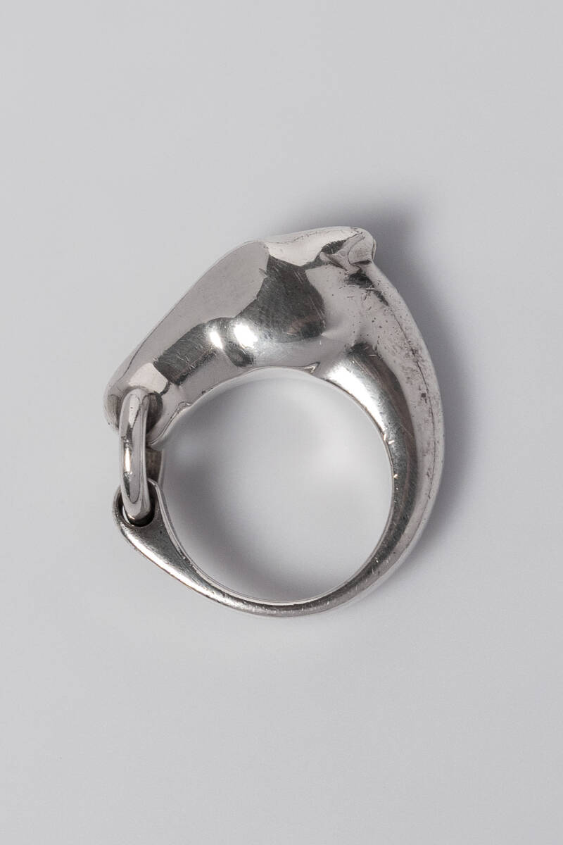 ギャロップ リング Hermes エルメス ヴィンテージ Ag925(指輪)｜売買されたオークション情報、yahooの商品情報をアーカイブ公開 - オークファン（aucfan.com）