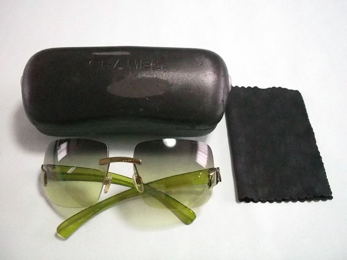 1円 CHANEL シャネル サングラス 4039 c169/6D ケース付き MADE IN ITALY(サングラス)｜売買されたオークション情報、yahooの商品情報をアーカイブ公開 ...