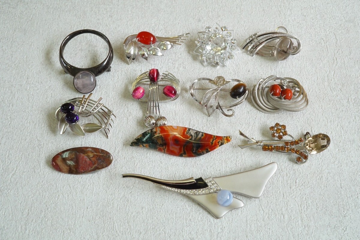 C1031 全て天然石 カラーストーン ブローチ 12点 ヴィンテージ アクセサリー 大量 セット まとめて おまとめ まとめ売り 色石 装飾 ...