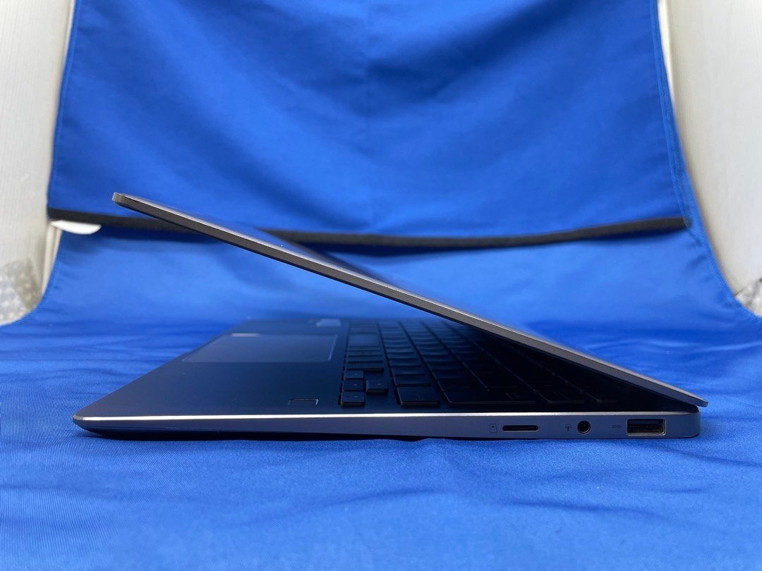 ASUS ZenBook 13 UX331UA Corei5-8250U 8GB SSD256GB Wi-Fi webカメラ ...