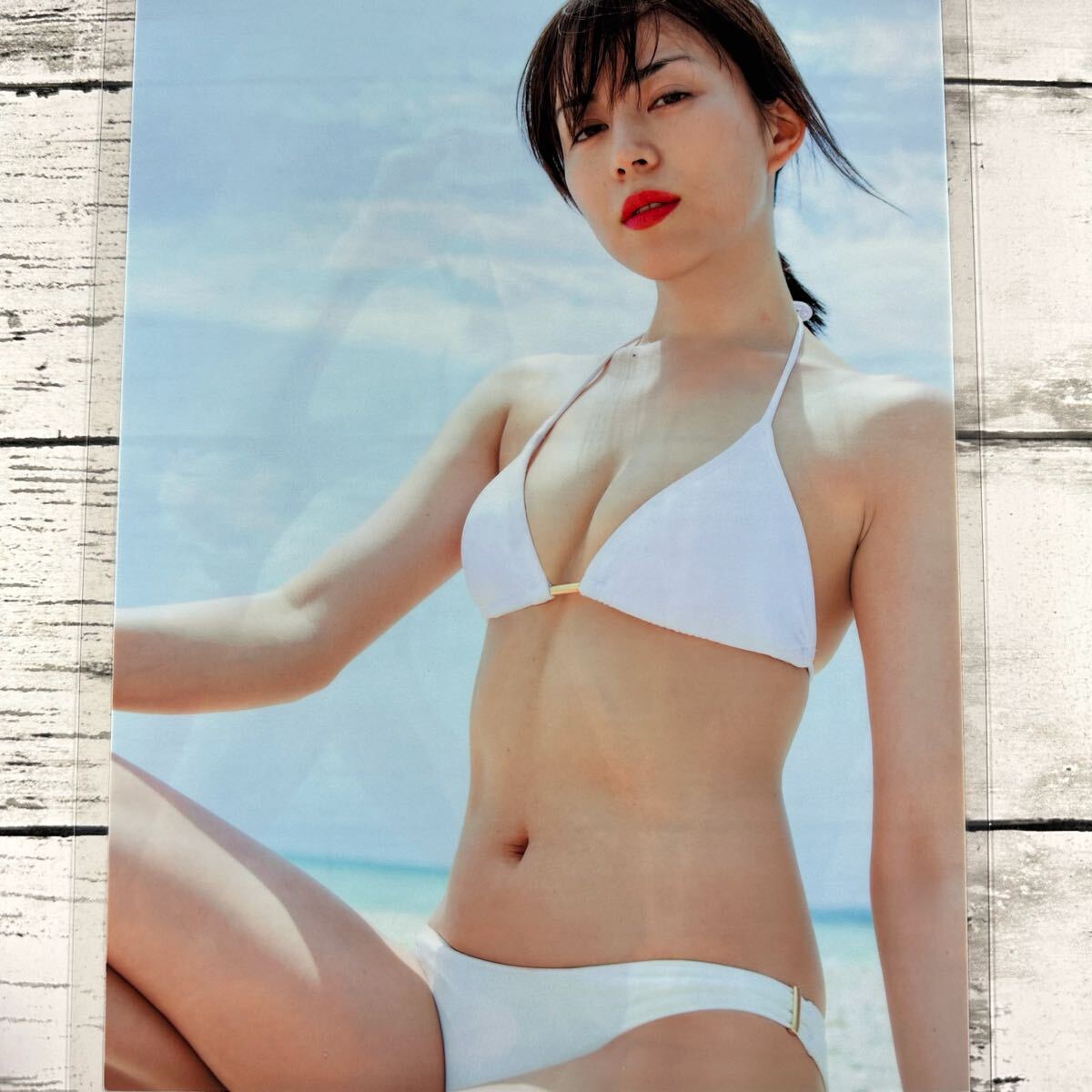 高品質ラミネート処理 比嘉愛未 FLASH 2016年7/5号 雑誌 切り抜き 7P B5フィルム 水着 グラビア アイドル 芸能人 女優(タレント)｜売買されたオークション情報、yahooの ...
