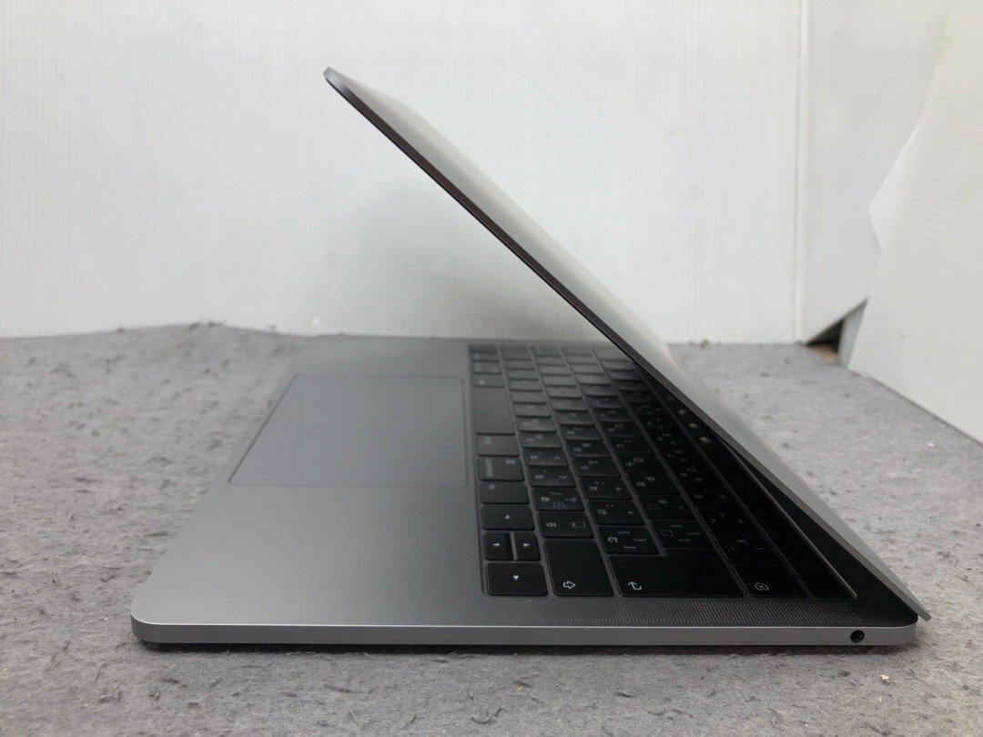 Apple MacBook Pro 13inch 2019 Two Thunderbolt 3 ports A2159 Corei5 ...