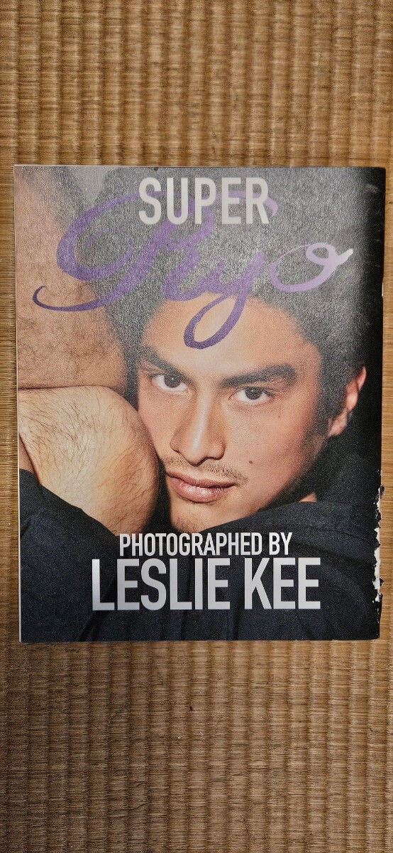 ④レスリー キー 男性 ヌード 写真集 SUPER RYO(アート写真)｜売買されたオークション情報、yahooの商品情報をアーカイブ公開 - オークファン（aucfan.com）