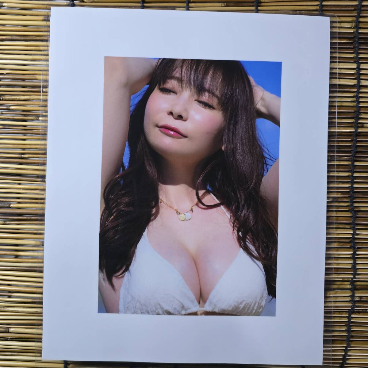 高品質厚手150μラミネート加工 中川翔子 水着 A4変 雑誌切り抜4ページ グラビアアイドル l19(タレント)｜売買されたオークション情報、yahooの商品情報をアーカイブ公開 ...