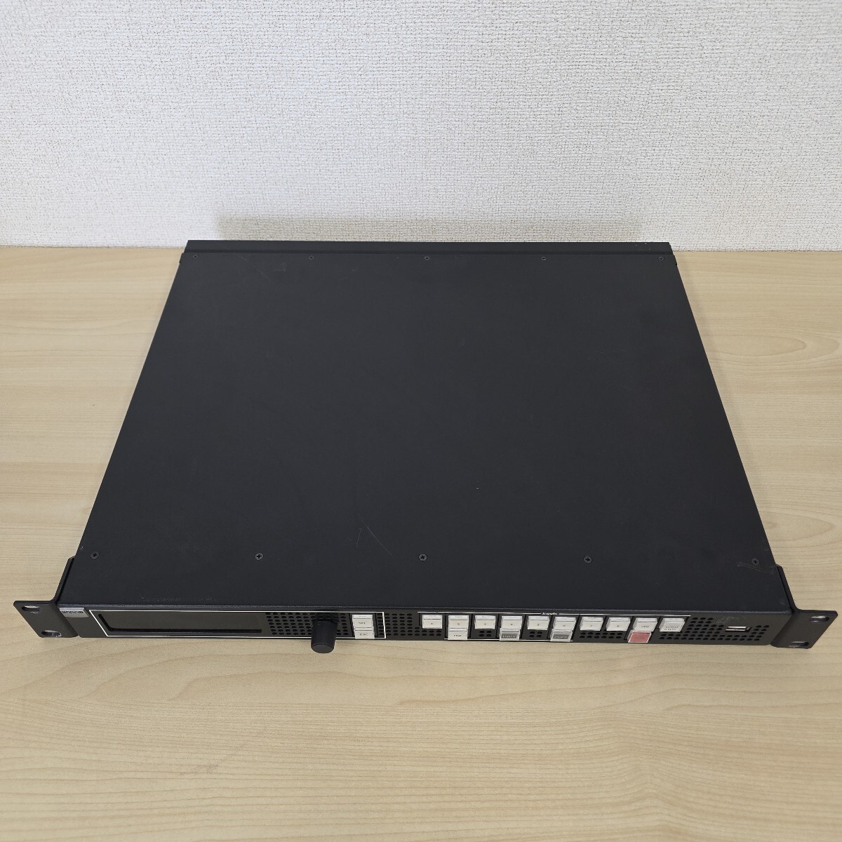 BARCO バルコ PDS-902 プレゼンテーション シームレススイッチャー(映像機器)｜売買されたオークション情報、yahooの商品情報を ...