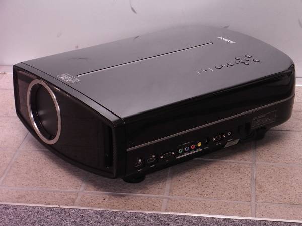 最終価格 ビクター/JVC プロジェクターDLA-HD750 使用時間僅か(本体)｜売買されたオークション情報、yahooの商品情報を ...