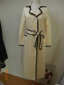 ICB ニットロングコート ウール100％(iCB)｜売買されたオークション情報、yahooの商品情報をアーカイブ公開 - オークファン（aucfan.com）