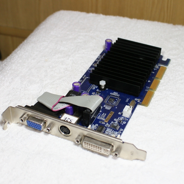 ALBATRON FX5200LPX GeForce FX 5200 AGP ファンレス(AGP)｜売買されたオークション情報、yahooの商品情報をアーカイブ公開 - オークファン ...