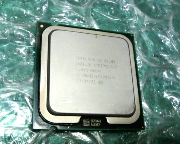 CPU Intel Core2 Duo Processor E4500/2.2GHz/2M/800Mhz/SLA95(Core2)｜売買されたオークション情報、yahooの商品情報をアーカイブ ...