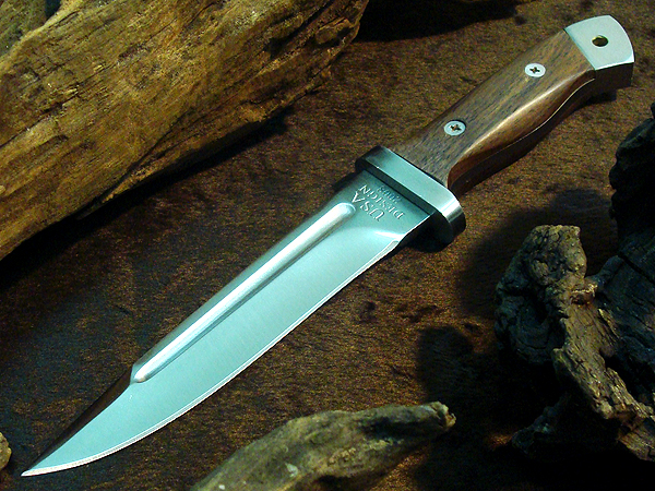 Buck Knives 2008 木彫 レザー サバイバルナイフ 027(ハンティングナイフ、狩猟刀)｜売買されたオークション情報、yahooの商品情報をアーカイブ公開 - オークファン ...