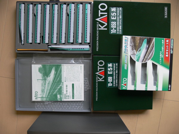 KATO E5系 10両フル編成 CASCO 新幹線10両ケース入り 元箱も有り(新幹線)｜売買されたオークション情報、yahooの商品情報をアーカイブ公開 - オークファン（aucfan.com）