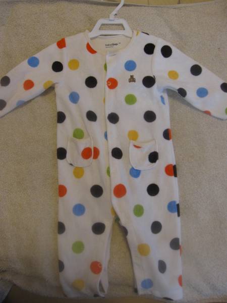 GAP 70 カバーオール水玉(70（65～74cm）)｜売買されたオークション情報、yahooの商品情報をアーカイブ公開 - オークファン（aucfan.com）