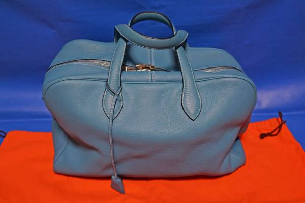 HERMES エルメス ヴィクトリア43 ブルージーン トリヨン(その他)｜売買されたオークション情報、yahooの商品情報をアーカイブ公開 - オークファン（aucfan.com）