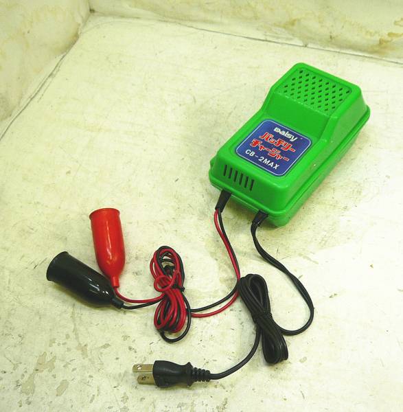Daisy CB-2MAX 車/バイクバッテリー充電器 AC100V→DC12V/6V(充電器)｜売買されたオークション情報、yahooの商品情報をアーカイブ公開 - オークファン ...