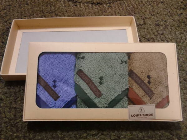 louis simoe ハンドタオル3枚セット(ハンドタオル)｜売買されたオークション情報、yahooの商品情報をアーカイブ公開 - オークファン（aucfan.com）