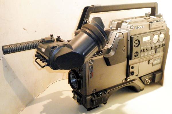 SONY BVP-90/BVV-5 カムコーダー(プロ用、業務用)｜売買されたオークション情報、yahooの商品情報をアーカイブ公開 ...