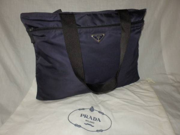 本物正規品 PRADA プラダ メンズ トートバッグ ネイビー 大(メンズライン)｜売買されたオークション情報、yahooの商品情報をアーカイブ公開 - オークファン（aucfan.com）