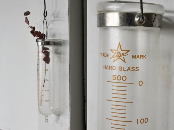 TB526古い病院の点滴ビン 吹きガラス/瓶/吊り下げ/気泡/レトロ(その他)｜売買されたオークション情報、yahooの商品情報をアーカイブ公開 - オークファン（aucfan.com）