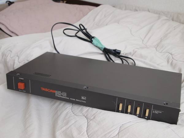 TASCAM dbxユニット DX-4D 汎用改造 AKAI SONY OK ティアック(オープンリールデッキ)｜売買されたオークション情報 ...