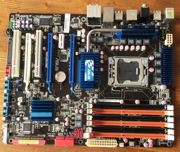 ASUS P6T SE マザーボード/Intel X58搭載/LGA1366(ASUSTeK)｜売買されたオークション情報、yahooの商品 ...