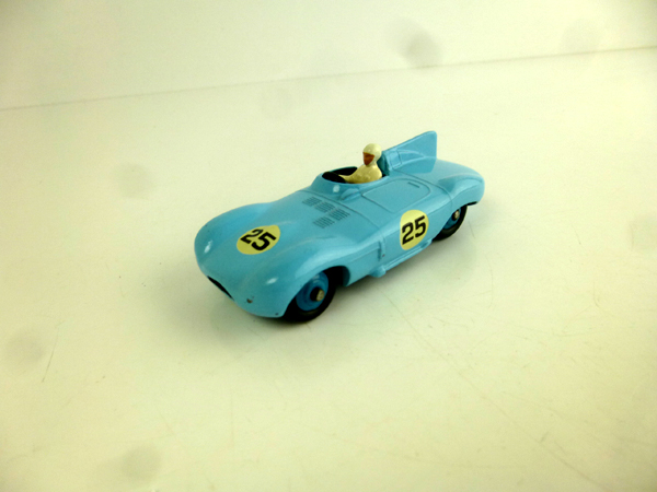 ディンキー 1954-64年製 COMMER WRECKER 長さ約12cm(ディンキー)｜売買されたオークション情報、yahooの商品情報をアーカイブ公開 - オークファン（aucfan.com）