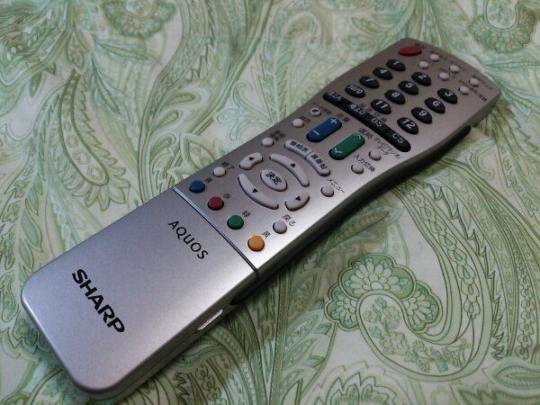 SHARP AQUOS 液晶テレビリモコン GA465WJSA(リモコン)｜売買されたオークション情報、yahooの商品情報をアーカイブ公開 - オークファン（aucfan.com）