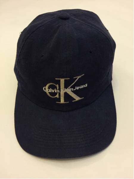 OLD CK スナップバックキャップ カルバンクライン90's(その他)｜売買されたオークション情報、yahooの商品情報をアーカイブ公開 ...