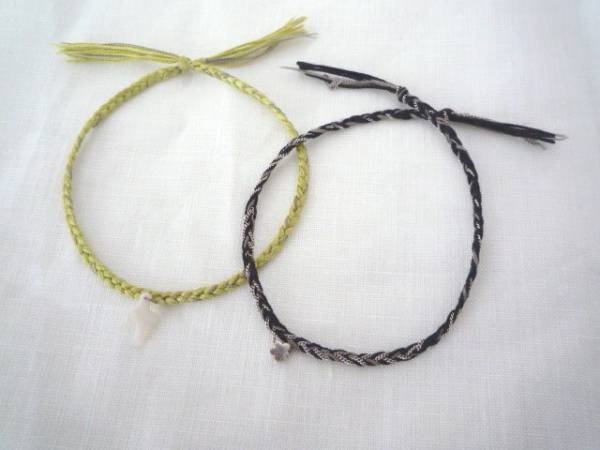 TESS DAVIDSON チャームブレスレット2本セット(その他)｜売買されたオークション情報、yahooの商品情報をアーカイブ公開 ...