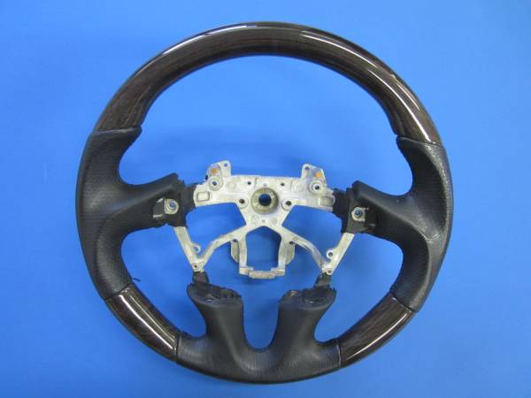 E52 エルグランド用 KEN STYLE製ステアリングホイール(ステアリング、ハンドル本体)｜売買されたオークション情報、yahooの商品情報をアーカイブ公開 - オークファン（aucfan ...