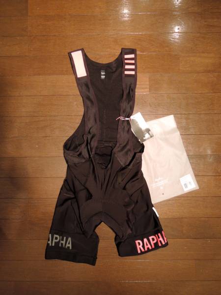 Rapha/ラッファ PRO TEAM サーマルビブショーツ M /美(Mサイズ)｜売買されたオークション情報、yahooの商品情報をアーカイブ公開 - オークファン（aucfan.com）