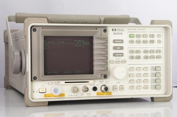 12年12月校正hp/8591E SPECTRUM ANALYZER OPT 010 041 F161(その他)｜売買されたオークション情報 ...