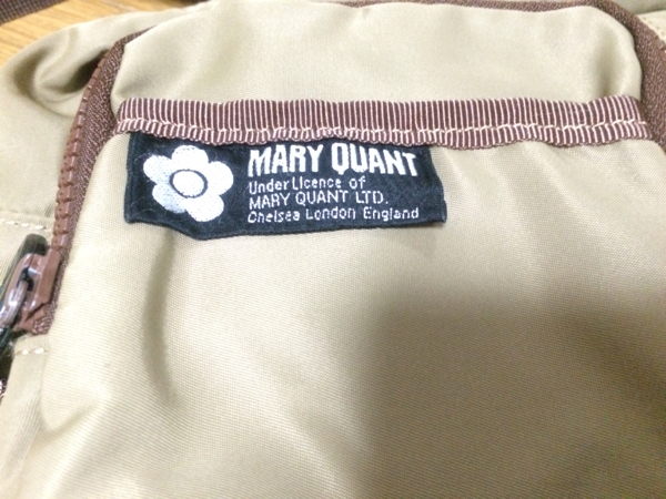 MARY QUANT 2WAYバッグ ヒップバッグ/ショルダーバッグ(かばん、バッグ)｜売買されたオークション情報、yahooの商品情報をアーカイブ公開 - オークファン（aucfan.com）