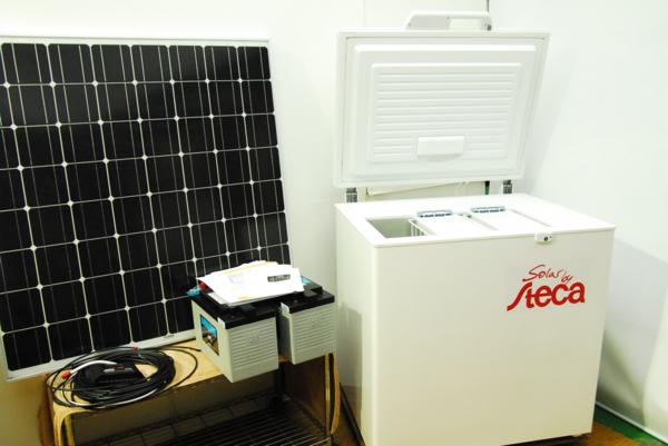 2015 ステカPF166ストッカー式冷凍冷蔵庫 ソーラーパネルセット(冷凍冷蔵庫)｜売買されたオークション情報、yahooの商品情報を ...
