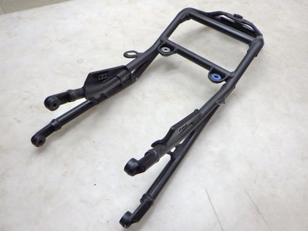 A476 DUCATI 749R シートレール(ドゥカティ用)｜売買されたオークション情報、yahooの商品情報をアーカイブ公開 ...