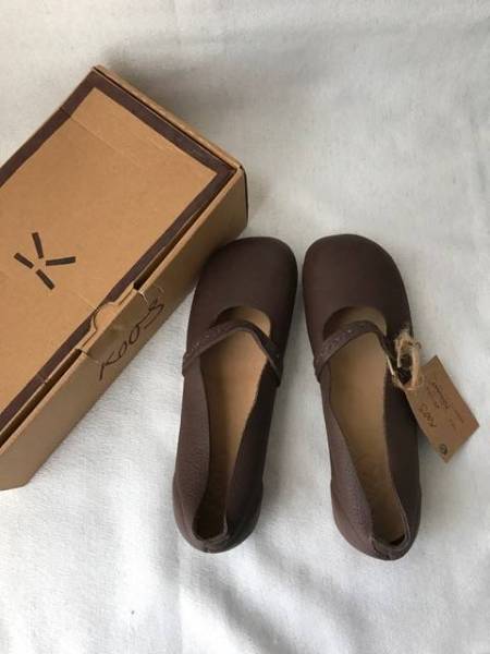 KOOSコース ワンストシューズ39 こげ茶(女性用)｜売買されたオークション情報、yahooの商品情報をアーカイブ公開 - オークファン（aucfan.com）