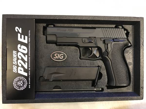 東京マルイ SIG SAUER P226 E2 ガスブローバックガン シグザウエル(ガスガン)｜売買されたオークション情報、yahooの商品情報をアーカイブ公開 - オークファン（aucfan ...