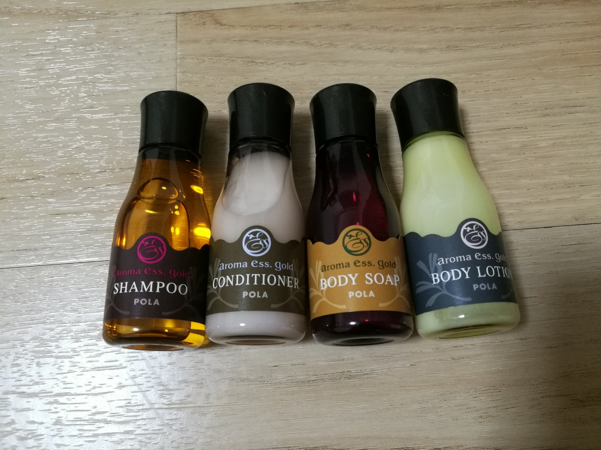 アロマエッセゴールド シャンプー コンディショナー アメニティ ポーラ POLA(ポーラ)｜売買されたオークション情報、yahooの商品情報をアーカイブ公開 - オークファン（aucfan.com）