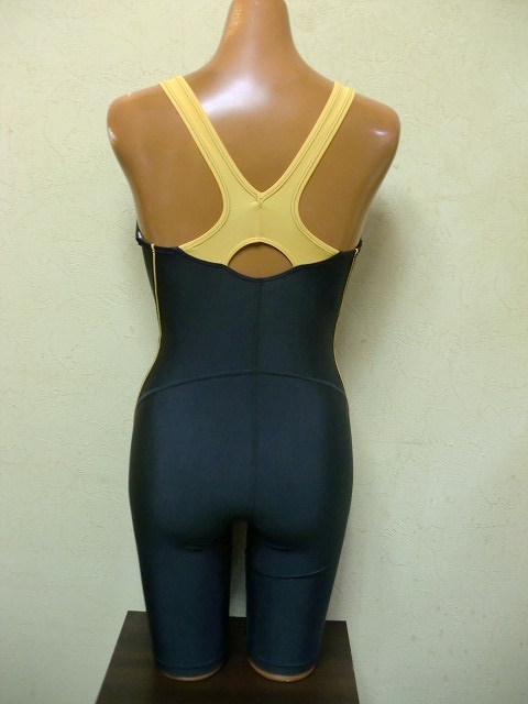 arena アリーナ SAR-3112W ハーフスパッツ競泳水着 L T-556(ワンピース)｜売買されたオークション情報、yahooの商品情報をアーカイブ公開 - オークファン（aucfan ...