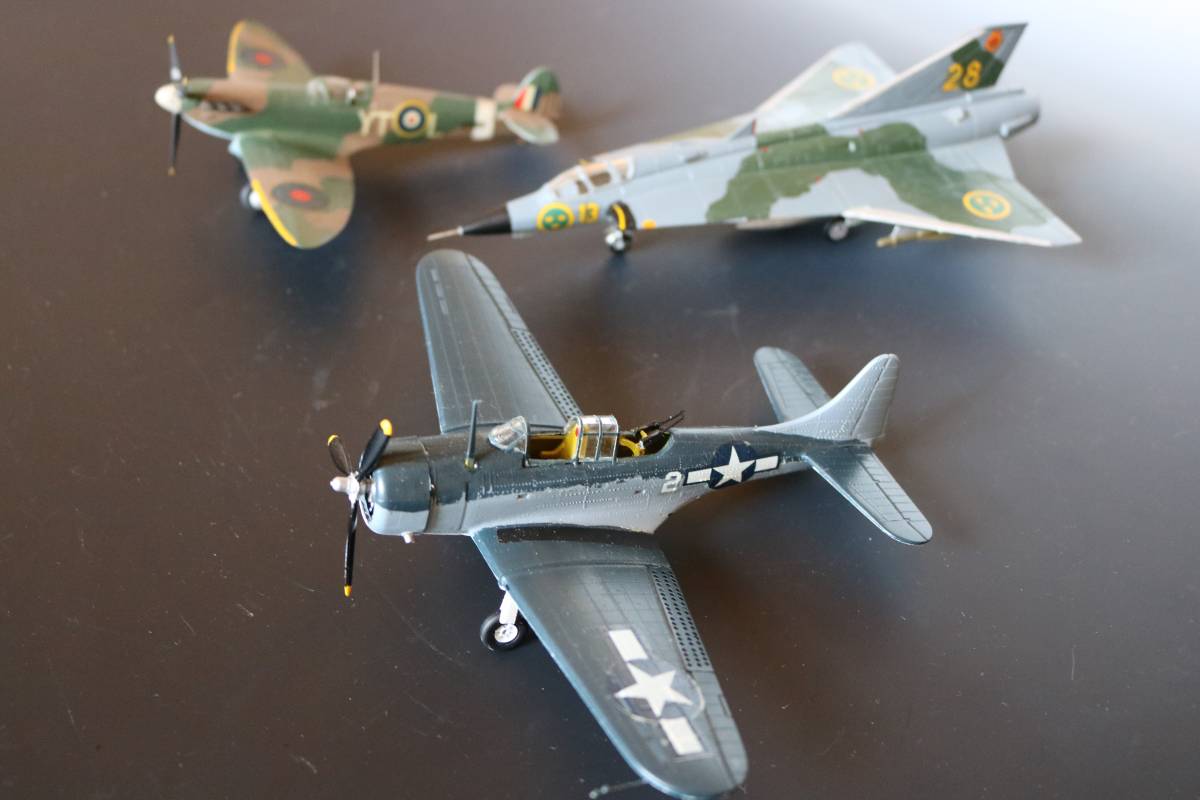 プラモデル完成品 サーブ 35 ドラケン ドーントレス SPファイヤー 1/72(完成品)｜売買されたオークション情報、yahooの商品情報をアーカイブ公開 - オークファン（aucfan.com）