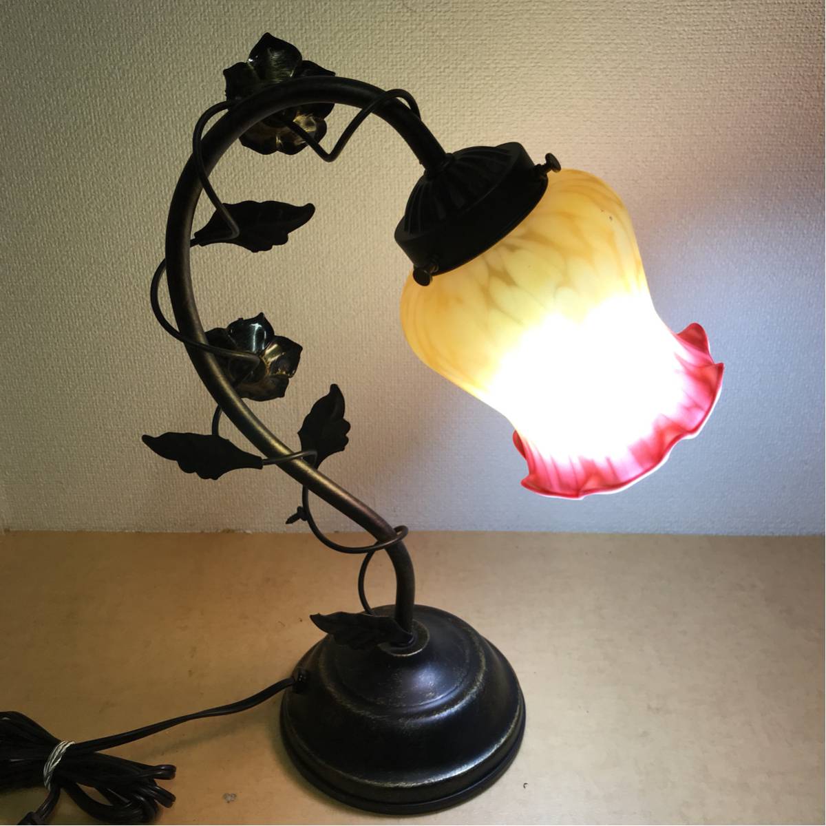 A002 あまの タッチセンサーランプ アンティーク調 ランプ 高さ36cm ジャンク(テーブルスタンド)｜売買されたオークション情報、yahooの商品情報をアーカイブ公開 - オークファン ...