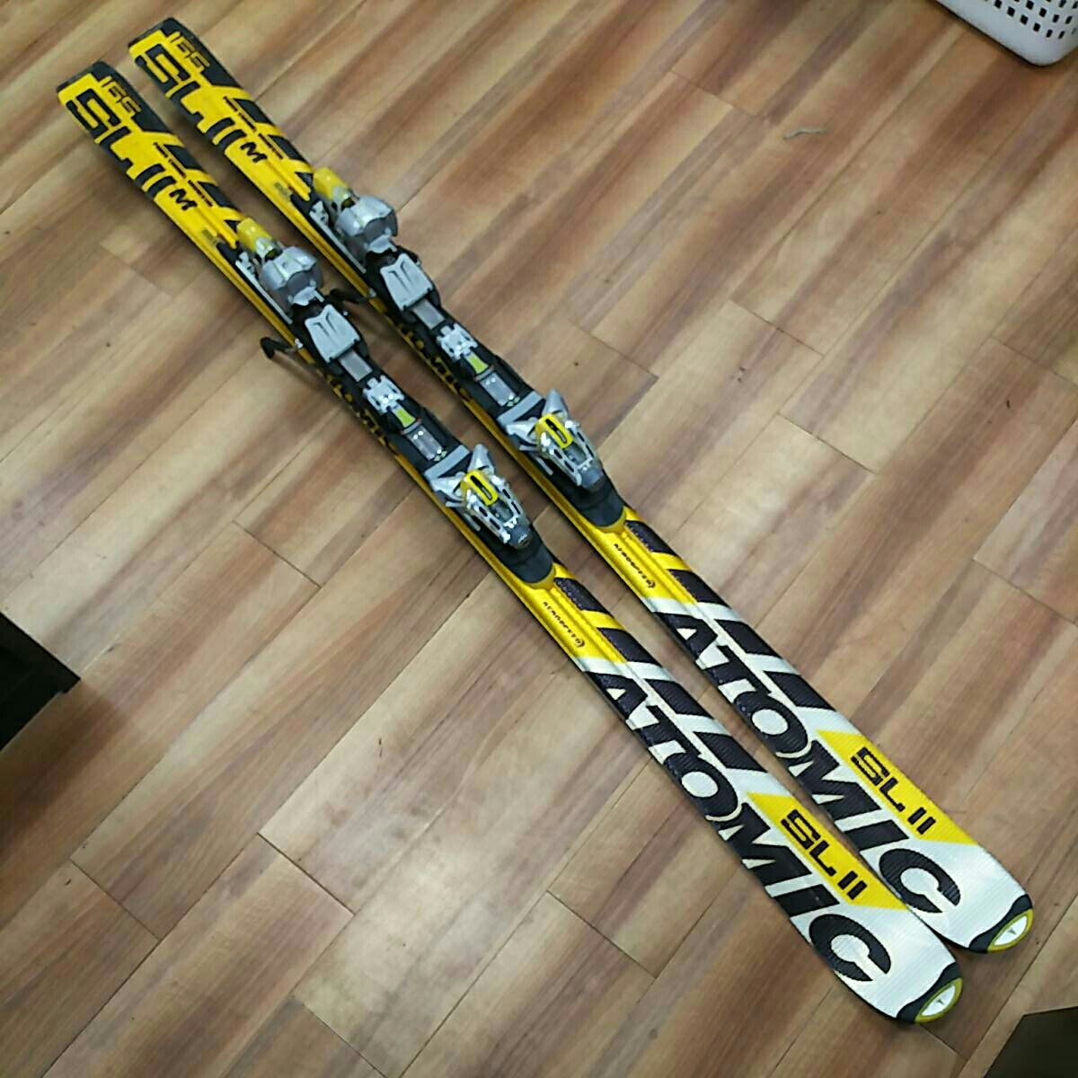ATOMIC SL11M 165cm NEOX 調節ビン付 スキー板 競技用(160cm～)｜売買されたオークション情報、yahooの商品情報 ...