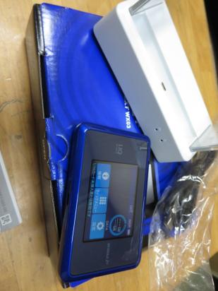 良品 UQモバイル WiMAX 2 ルーター WX03 クレードル付き ブルー 制限〇(周辺機器)｜売買されたオークション情報、yahooの ...