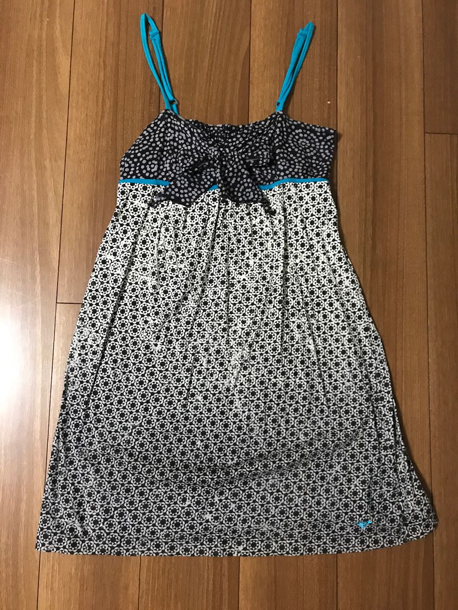 ROXY キャミソールドレス M(その他)｜売買されたオークション情報、yahooの商品情報をアーカイブ公開 - オークファン（aucfan.com）