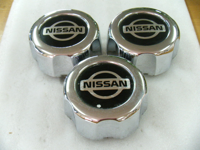 予備用等に D21 テラノ 純正 ホイールセンターキャップ 3個 40315 89P15 C614(純正品)｜売買されたオークション情報 ...