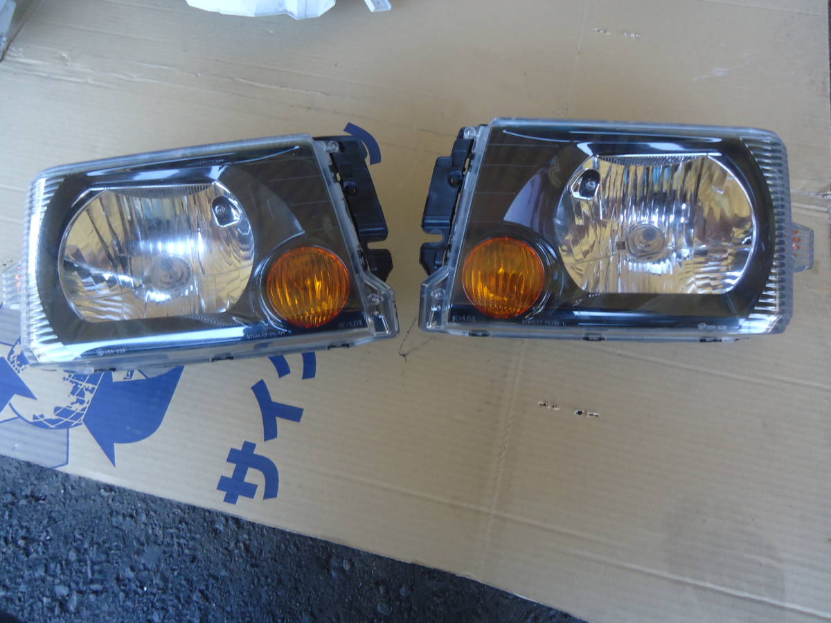 ミニキャブ クリッパー ヘッドライト P5701 左右セット U71V U72V(ヘッドライト)｜売買されたオークション情報、yahooの商品情報をアーカイブ公開 - オークファン ...
