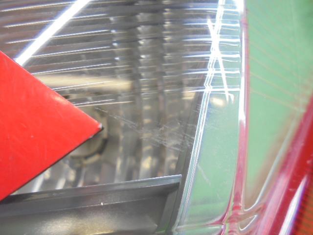 ヴィッツ DBA-KSP130 右テールランプ 81550-52800 CA303 FL3(テールライト)｜売買されたオークション情報 ...