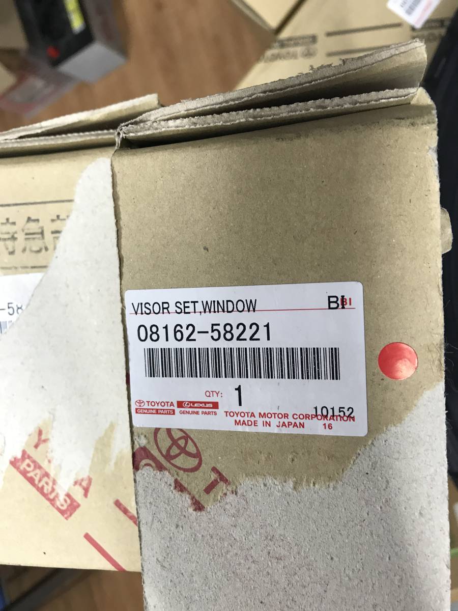 TOYOTA トヨタ アルファード 純正部品 サイドバイザー RVワイド 品番08162-58221(サイド)｜売買されたオークション情報 ...